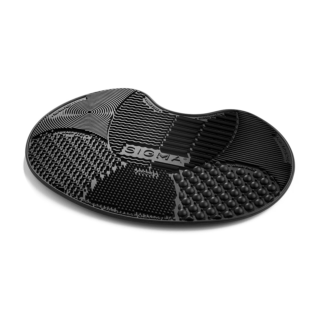 Sigma Spa® Travel Brush Cleaning Mat | Sigma Beauty